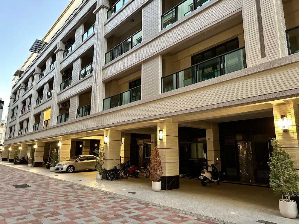 河日子高雄市楠梓區寶溪北街透天厝⭐獨家⭐楠梓土庫⭐全新面寬孝親社區雙車墅⭐河日子 房屋出售 樂屋網