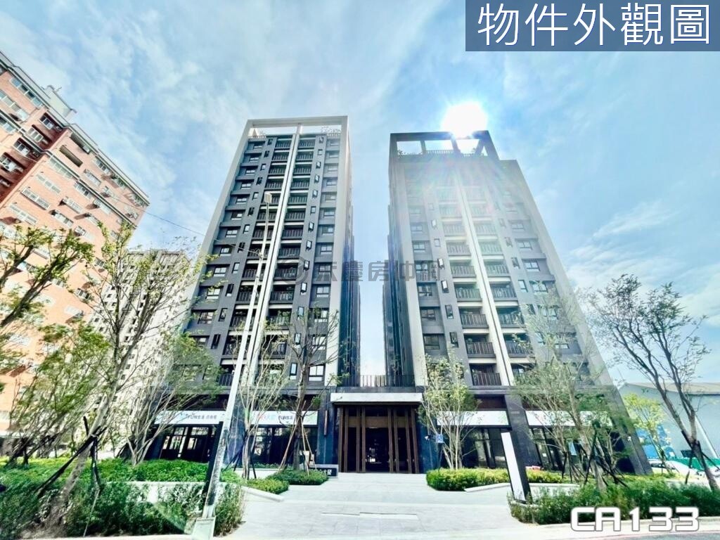 文心大慶台中市南區大慶街一段電梯大廈13期指名社區⭐文心大慶⭐稀有大3房 房屋出售 樂屋網