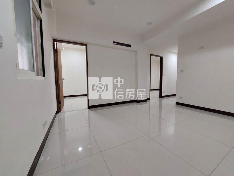 新北市新莊區中港路公寓c014中港新裝潢美一樓【中信房屋 新莊捷運加盟店】 房屋出售 樂屋網