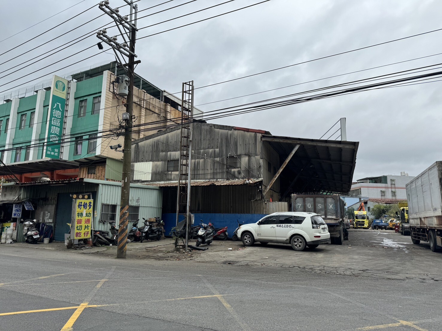 八德大湳仁和街臨路土地有鐵皮內有天車倉庫 桃園市八德區買房子、房屋出售 樂屋網