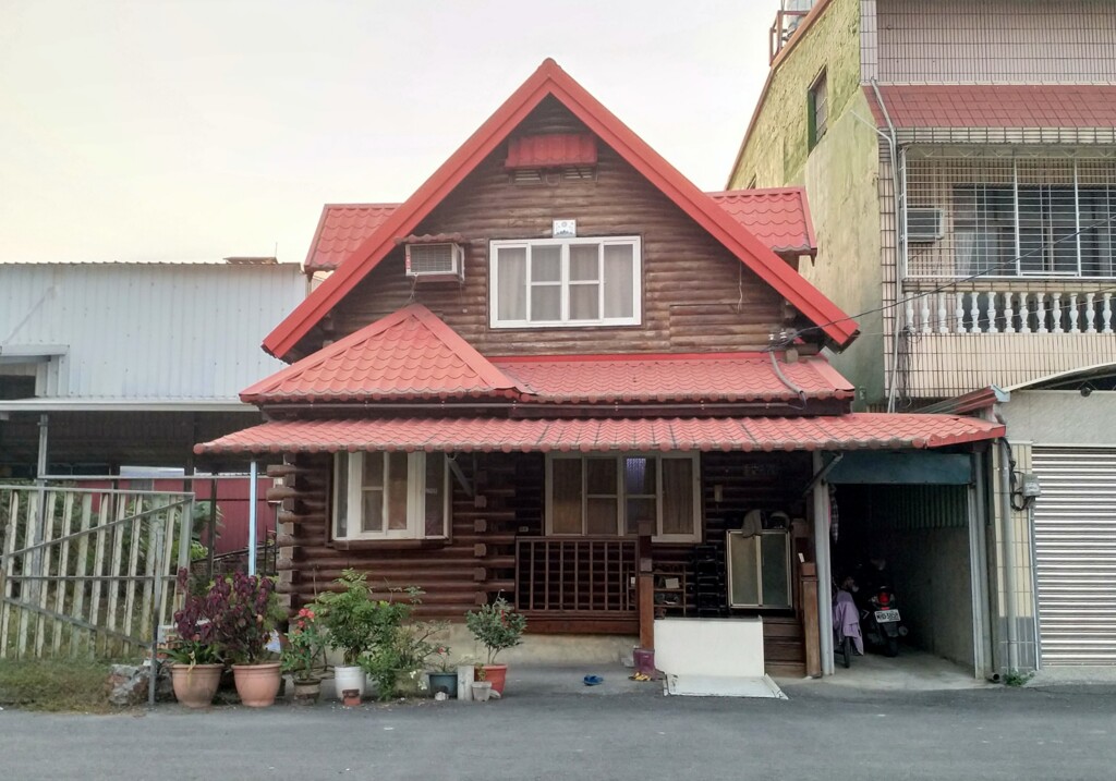 屏東縣萬丹鄉頂本路透天厝屏東萬丹★休閒農莊★渡假原木屋 房屋出售 樂屋網