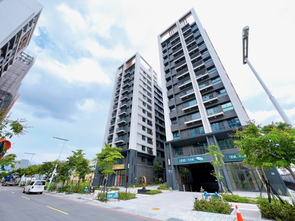 松竹領航竹月館台中市北屯區敦富一街電梯大廈 ᴥ 松竹領航竹月館｜機捷特區黃金店面出租 房屋出租 樂屋網