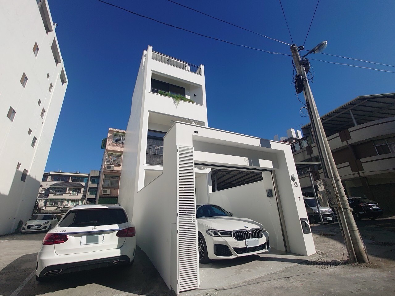 南投縣草屯鎮民生二街透天厝草屯虎山純淨典雅別墅 房屋出售 樂屋網