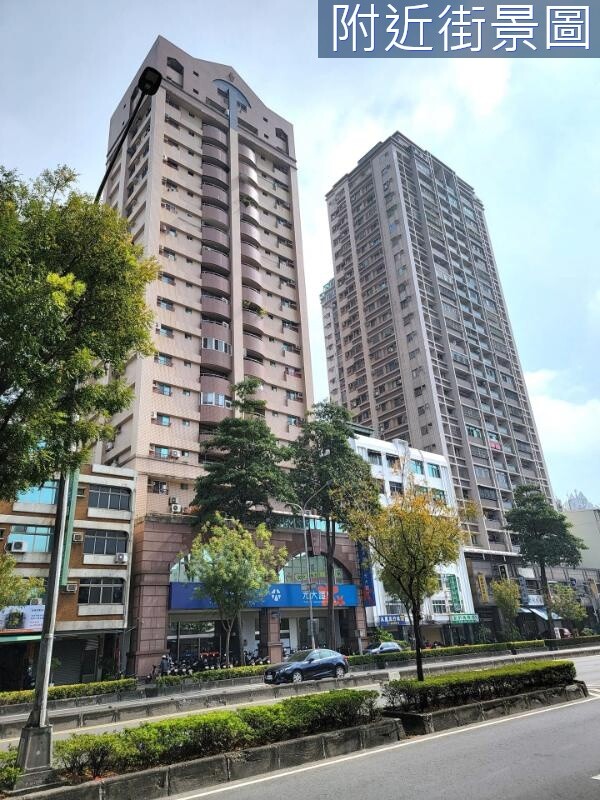 擎天大樓高雄市三民區民族一路電梯大廈義享天地鼎山家樂福擎天大三房平車 房屋出售 樂屋網