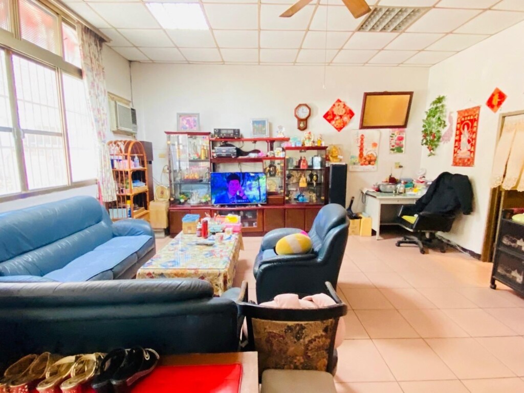 台中市太平區中山路二段,透天厝,太平中山商圈四代同堂13房大透天 | 房屋出售 | 樂屋網