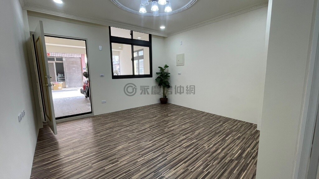 台中市大雅區月祥路透天厝中科低總價全新裝潢邊間透天有車庫3間衛浴開窗 房屋出售 樂屋網