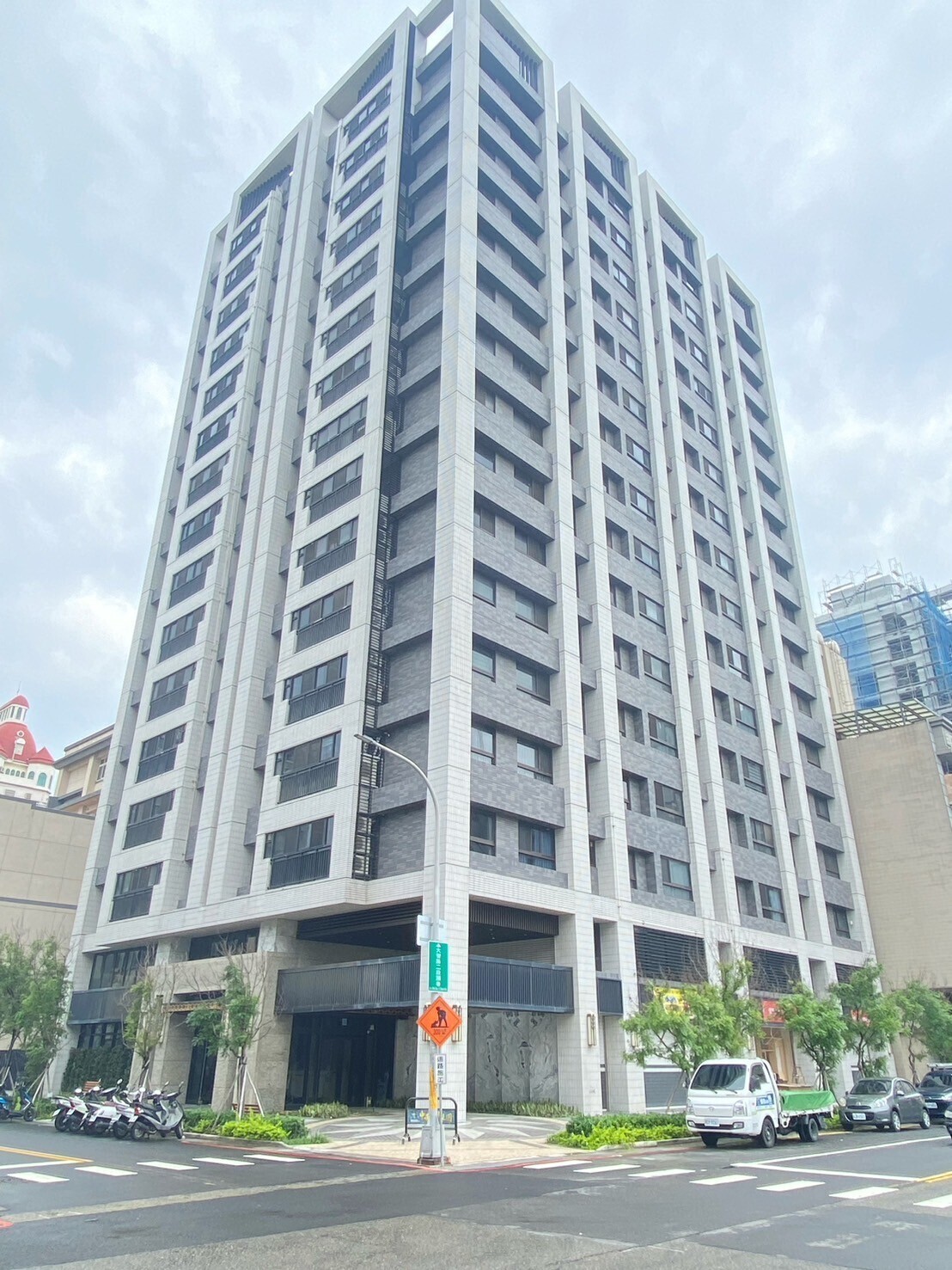 佳鋐樂邑低總價三房平面大車位 台中市梧棲區佳鋐樂邑買房子、房屋出售 樂屋網