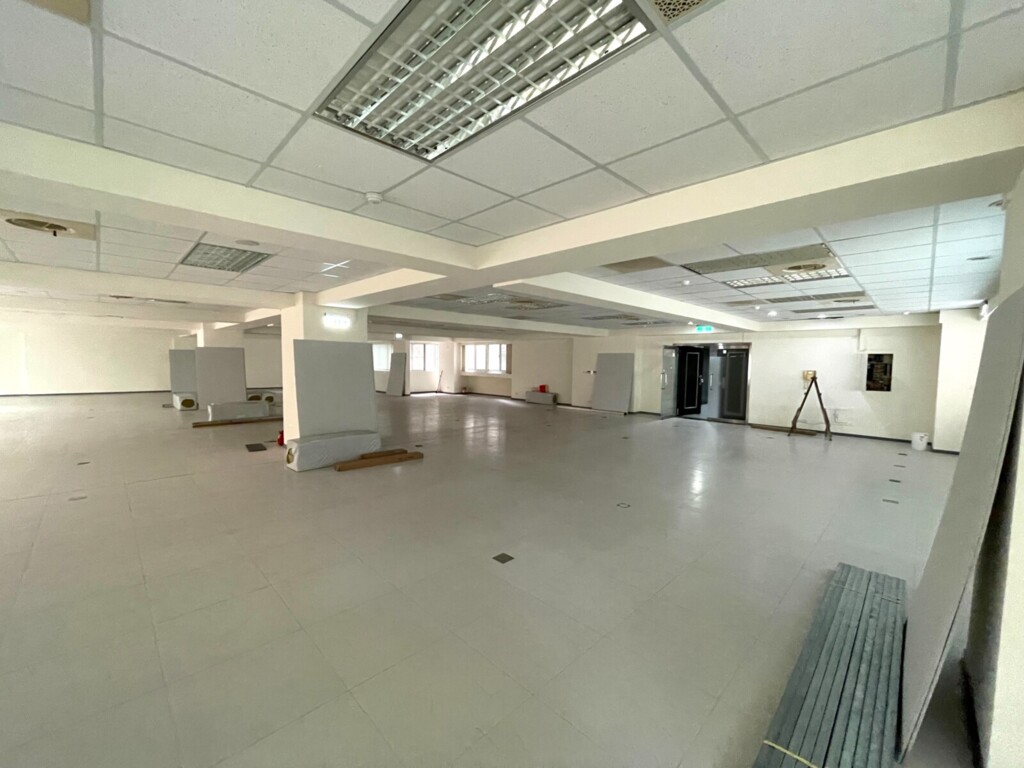 松山 ️南京三民捷運辦公3f ️21世紀阿偉 台北市松山區南京實業廣場買房子、房屋出售 樂屋網