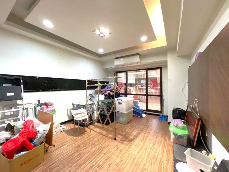 台北桂冠凡爾賽區新北市新莊區中平路電梯大廈歐洲村台北桂冠美三房 住商煒熔 房屋出售 樂屋網