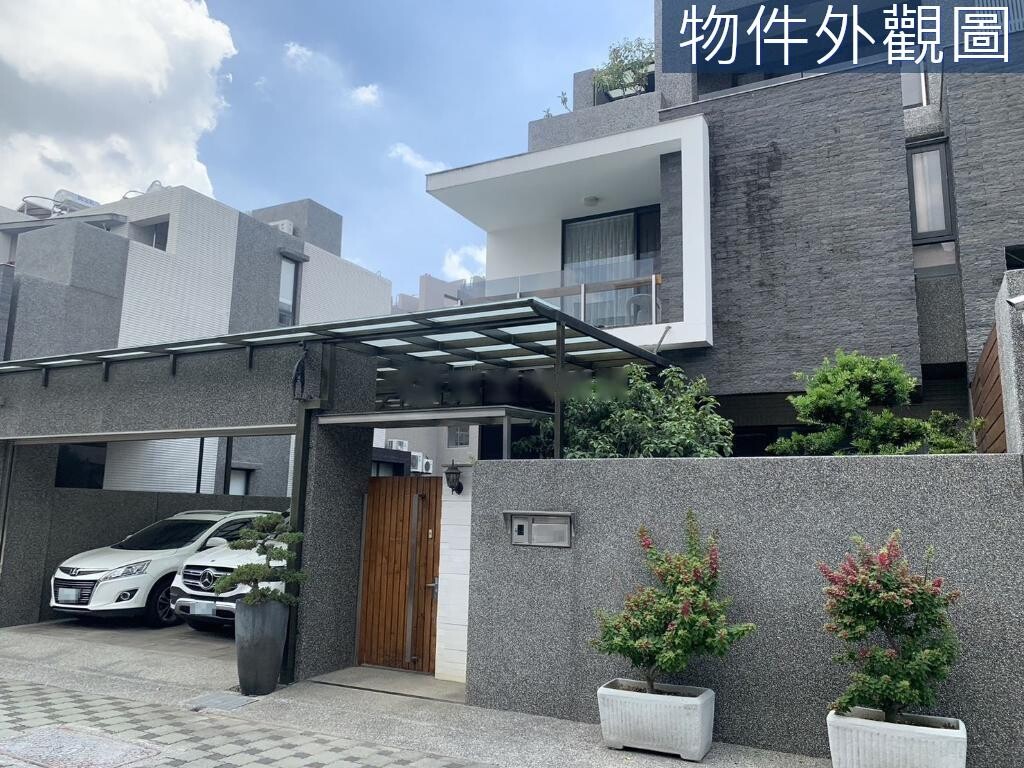屏東縣屏東市崇德一路透天厝萬吉建設庭院車庫大別墅 房屋出售 樂屋網