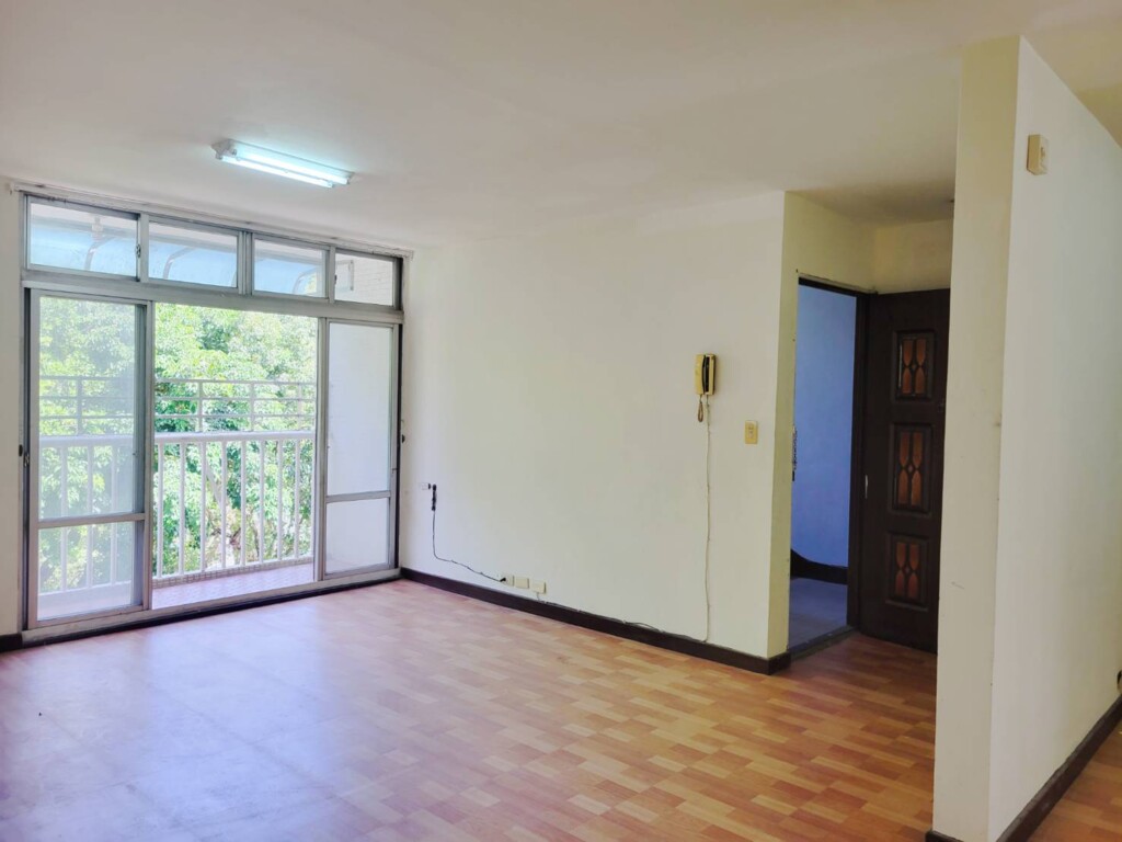 新北市新店區福園街公寓【卓越團隊】小碧潭樹海美景公寓－陳琦琦 房屋出售 樂屋網
