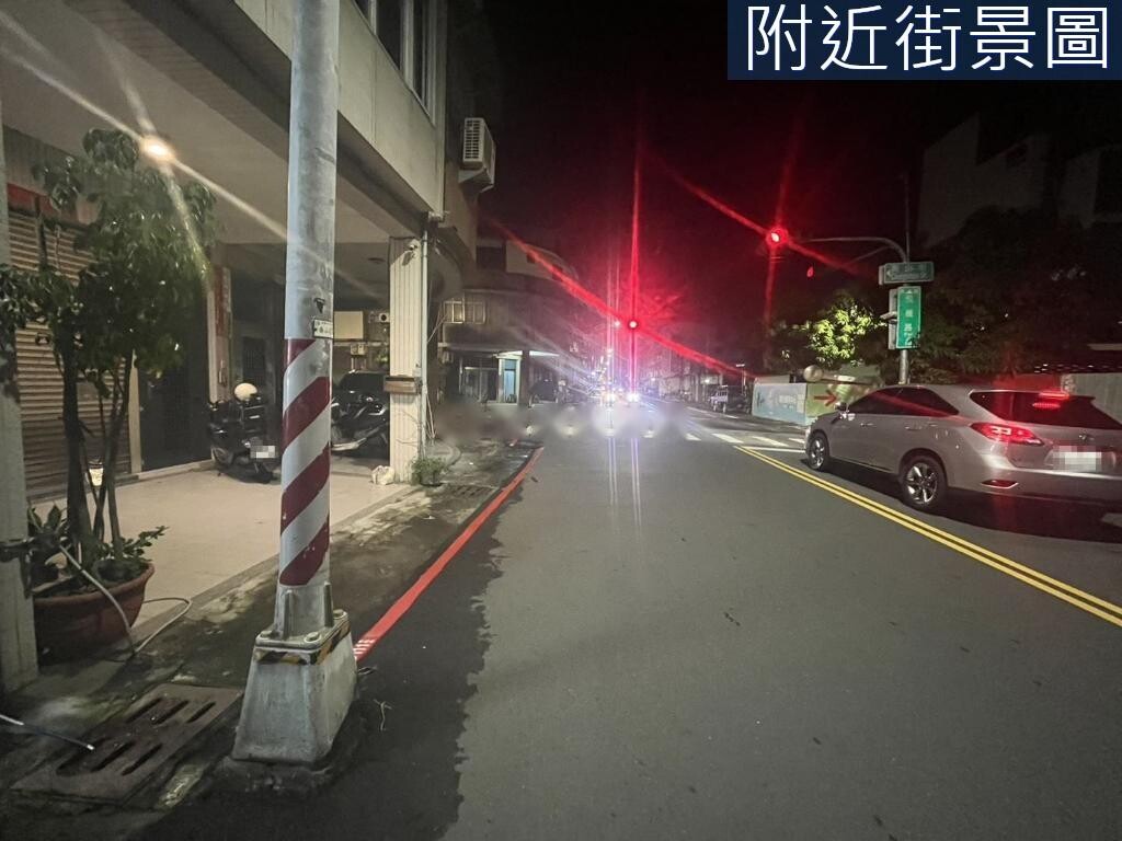 高雄市小港區飛機路透天厝小港森林公園臨路 大面寬大地坪美透店 房屋出售 樂屋網