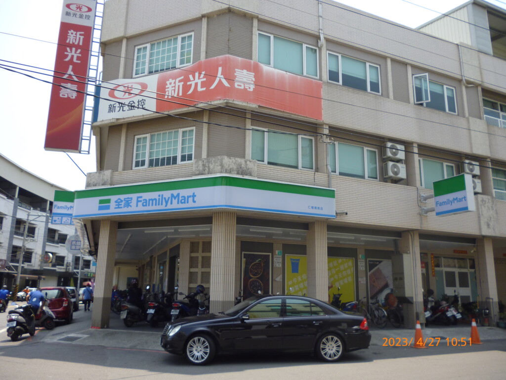 台南市仁德區德南路店面仁德區德南國小三角窗大店面 房屋出售 樂屋網