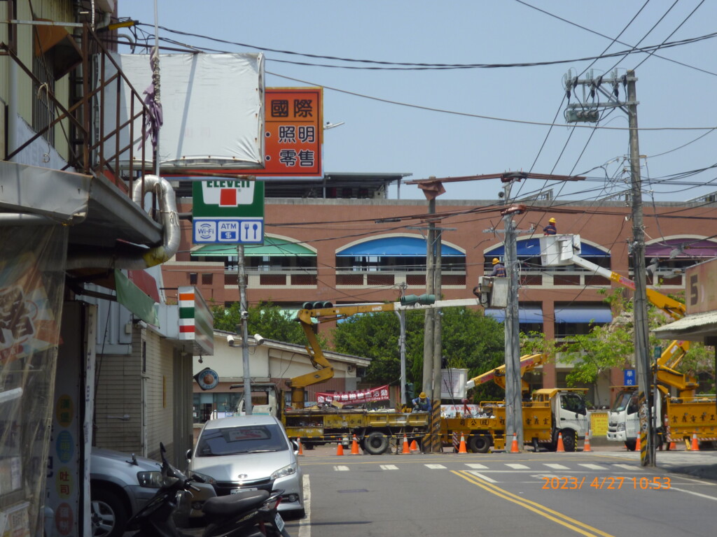 台南市仁德區德南路店面仁德區德南國小三角窗大店面 房屋出售 樂屋網