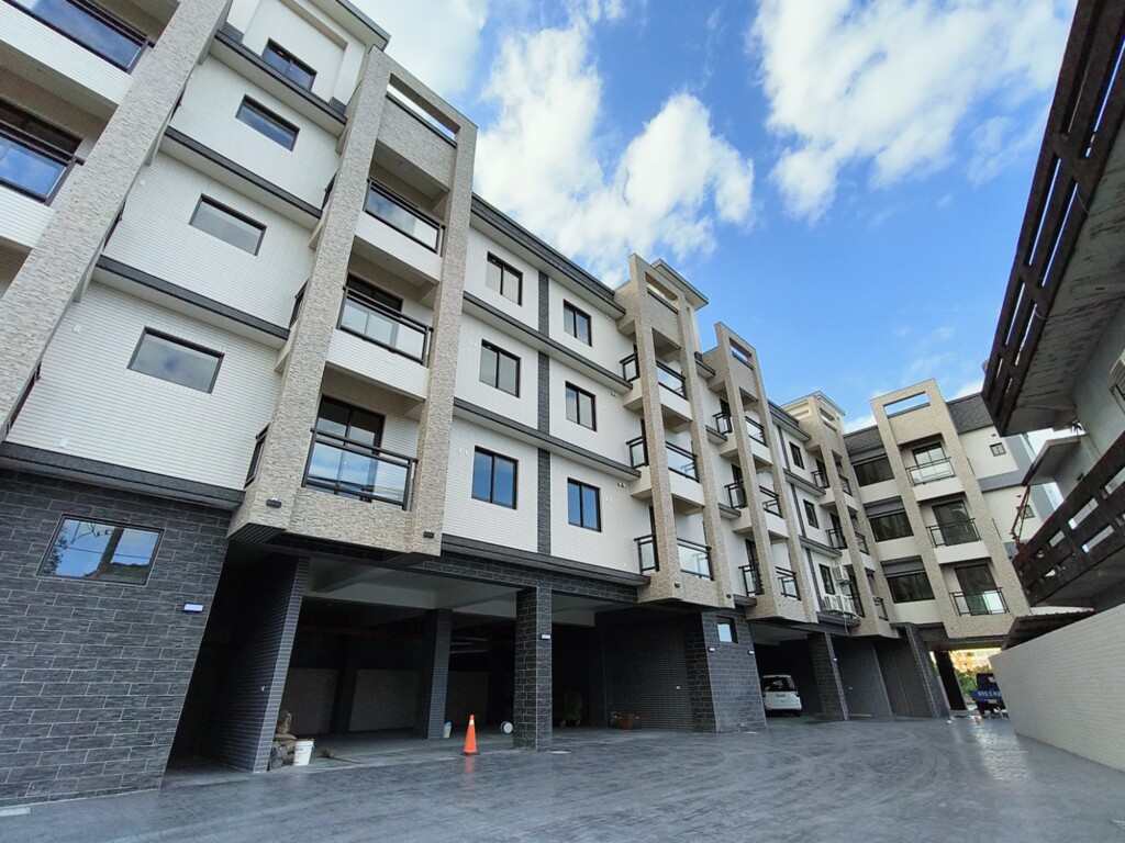 富登新no7宜蘭縣冬山鄉永興路二段華廈楊惠雯~~全新廣興3房室內平面車位華廈獨家呈現 房屋出售 樂屋網