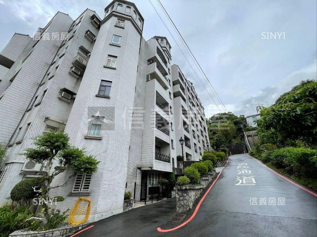 台北市士林區中山北路七段電梯大廈景觀四房管理華廈附大車位 房屋出售 樂屋網