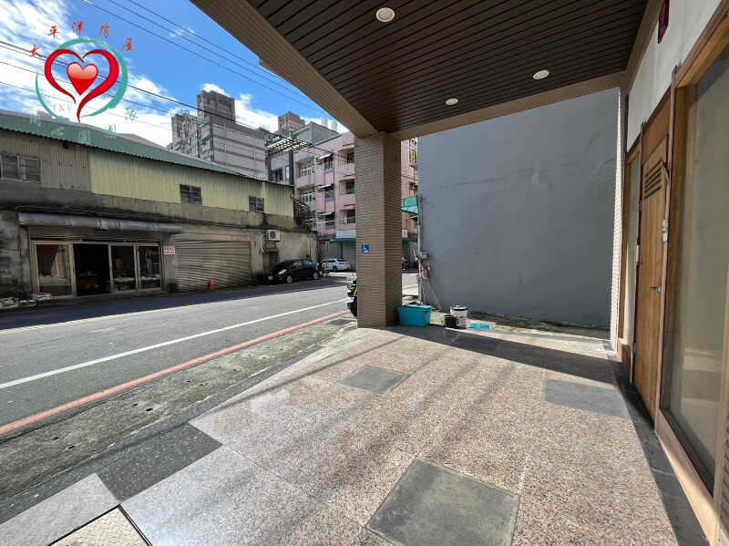 豐采富寓新北市鶯歌區行政路店面專約 鶯歌車站風采富寓商業店面同心圓曹根寧 房屋出售 樂屋網