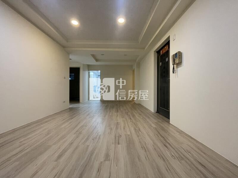 桃園市中壢區長春路電梯大廈【安家】內壢飛躍21三房車 房屋出售 樂屋網
