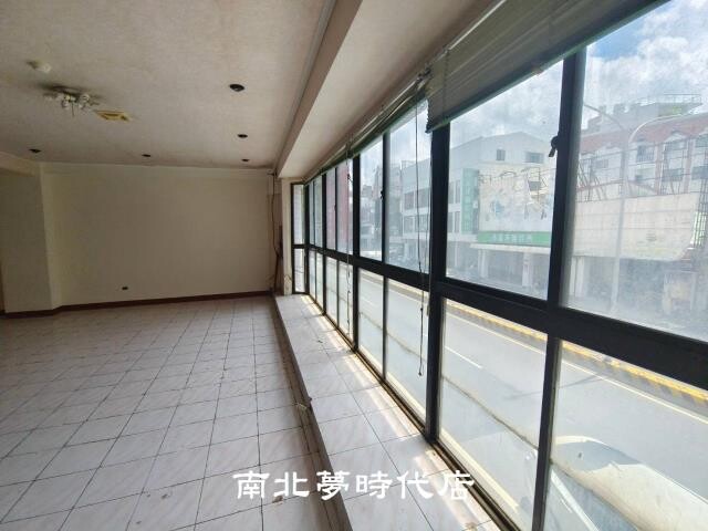 台南市東區長榮路一段華廈租 長榮近明新麵包辦公室 房屋出租 樂屋網