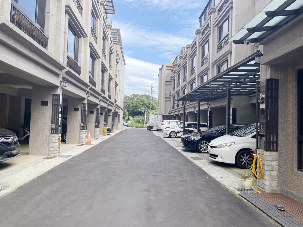 桃園市楊梅區楊湖路一段別墅★楊梅好康★近車站孝親美別墅 房屋出售 樂屋網