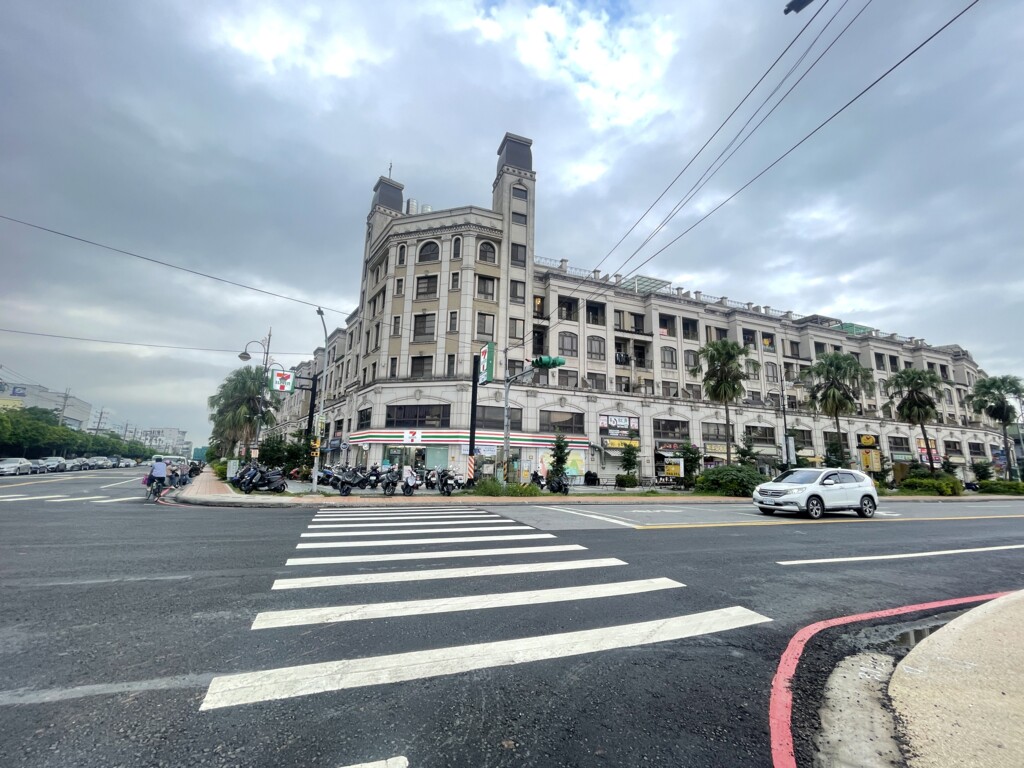 鉑金閱桃園市平鎮區南豐路別墅平鎮工業區金雞母電梯店面別墅 房屋出售 樂屋網