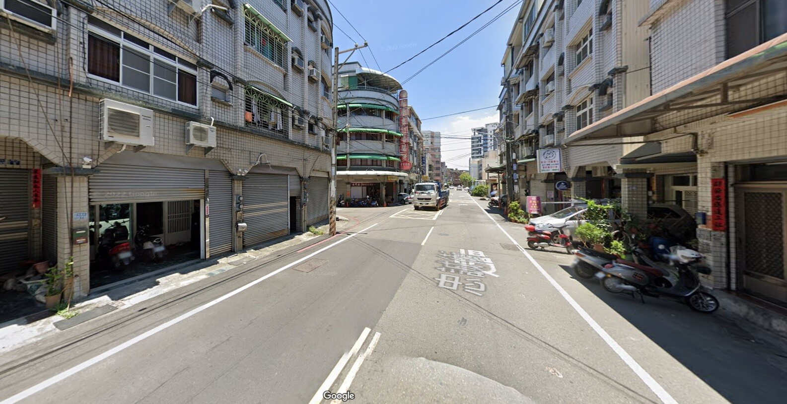 岡山忠誠街~12米路四樓騎樓透天 高雄市岡山區買房子、房屋出售 樂屋網