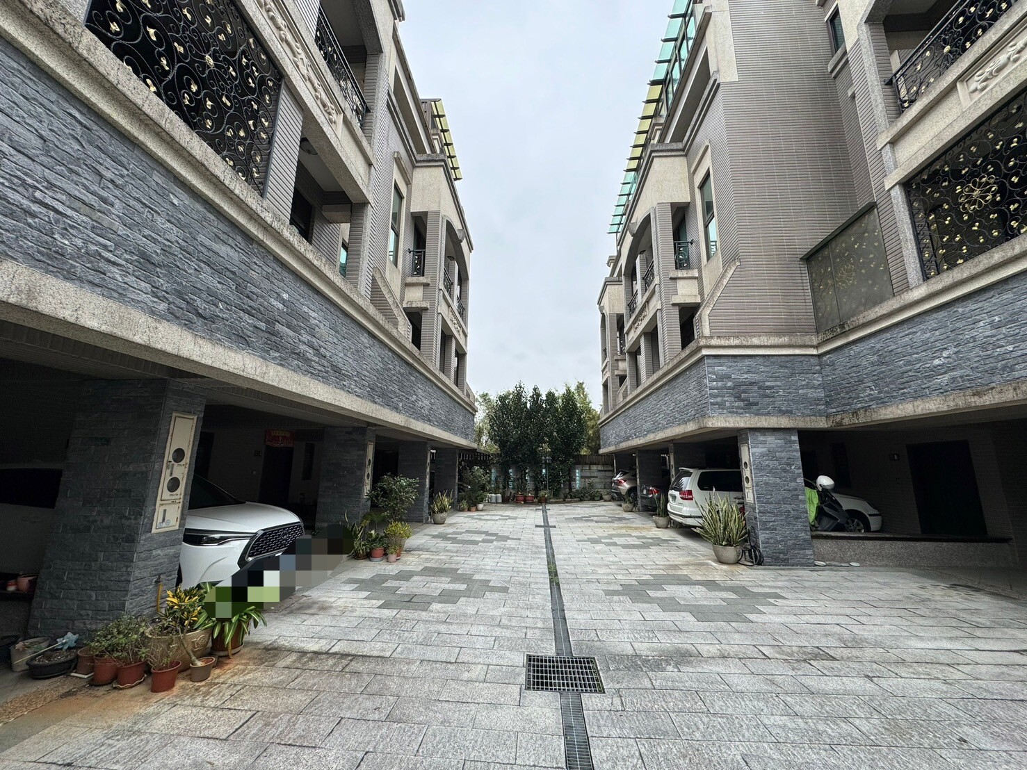 桃園市平鎮區南華街別墅南勢國小前院停車孝親美別墅 房屋出售 樂屋網