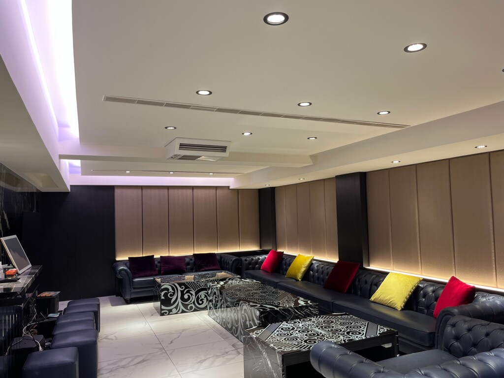 台北市大安區信義路四段電梯大廈信義精華住辦一樓 房屋出售 樂屋網
