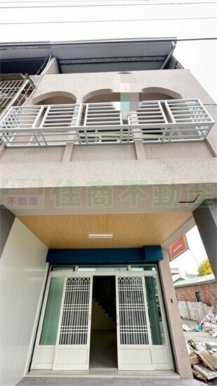 台南市永康區大灣三街透天厝大灣三街大地坪邊間透天 房屋出售 樂屋網