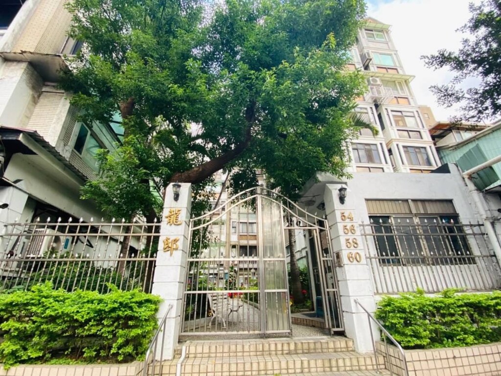 龍邸台北市士林區中山北路七段電梯大廈【圓璽團隊】龍邸七段電梯三房 房屋出售 樂屋網