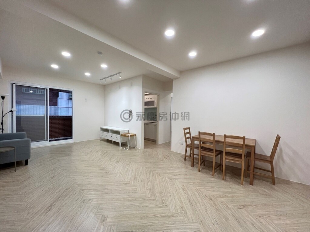 秒殺專約河堤社區高樓層全屋翻新採光正三房 高雄市三民區石琳好來屋大廈買房子、房屋出售 樂屋網