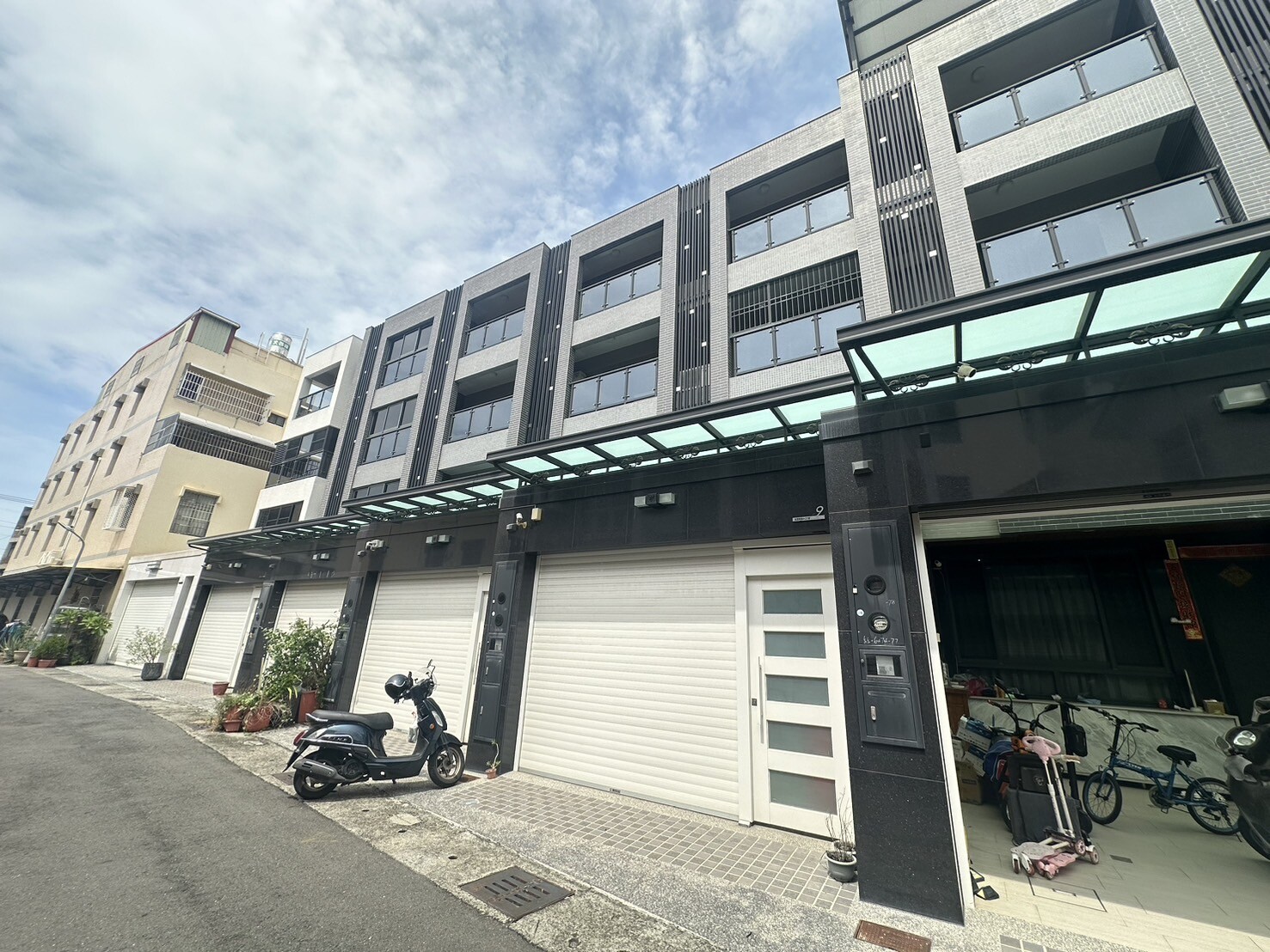 老闆的家後勁捷運瑞成富御優質車墅 預約看屋洽名鴻 高雄市楠梓區瑞成富御買房子、房屋出售 樂屋網
