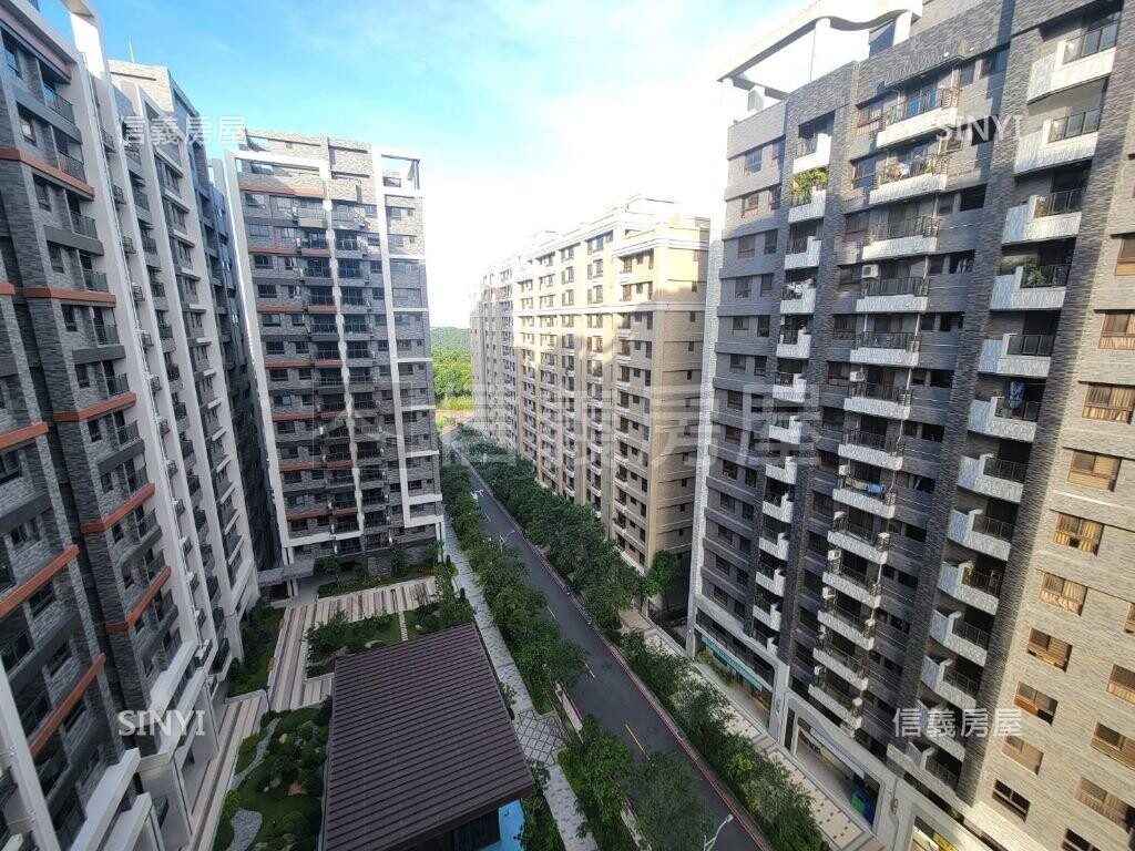 桃園市龜山區長慶三街電梯大廈和發大境高樓4房雙車位 房屋出售 樂屋網
