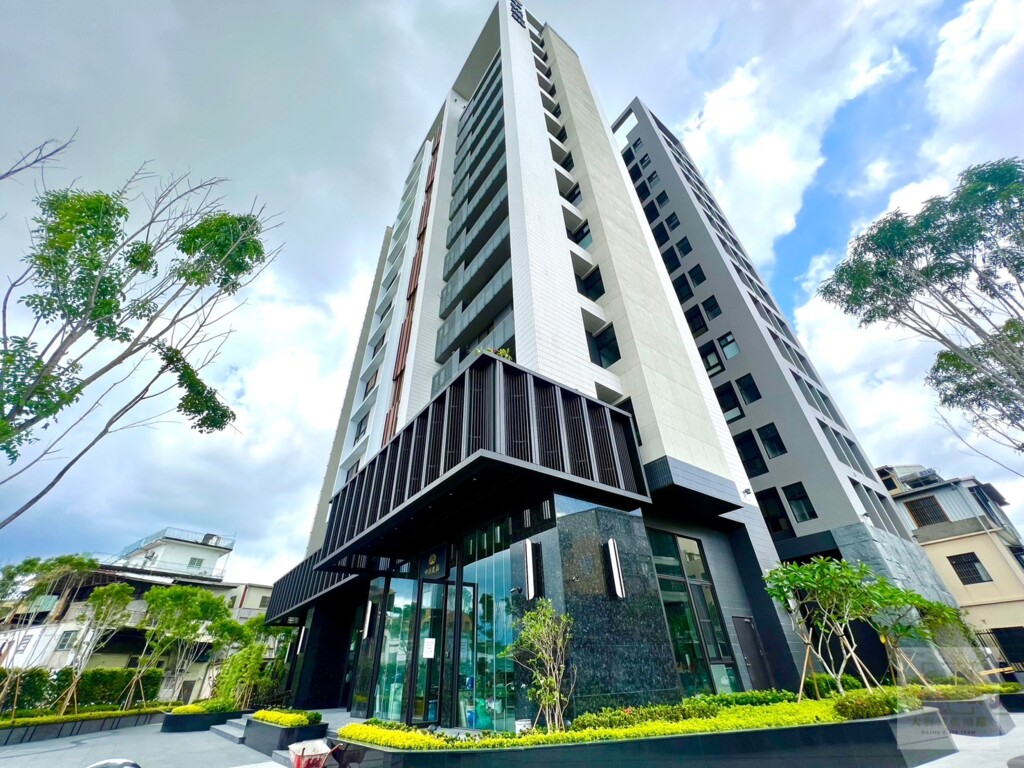 中洲種子聖殿,屏東縣屏東市成功路,電梯大廈,蘇偉哲 ｜知名建商｜中洲3房平車美樓 | 房屋出售 | 樂屋網