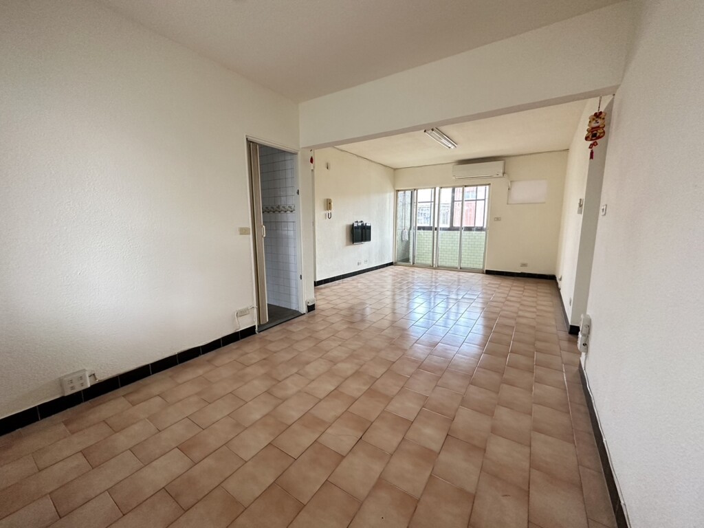 台南市南區新建路公寓★屋內影片★ 出價就談 碳佐園區 低總價 健身公寓 房屋出售 樂屋網