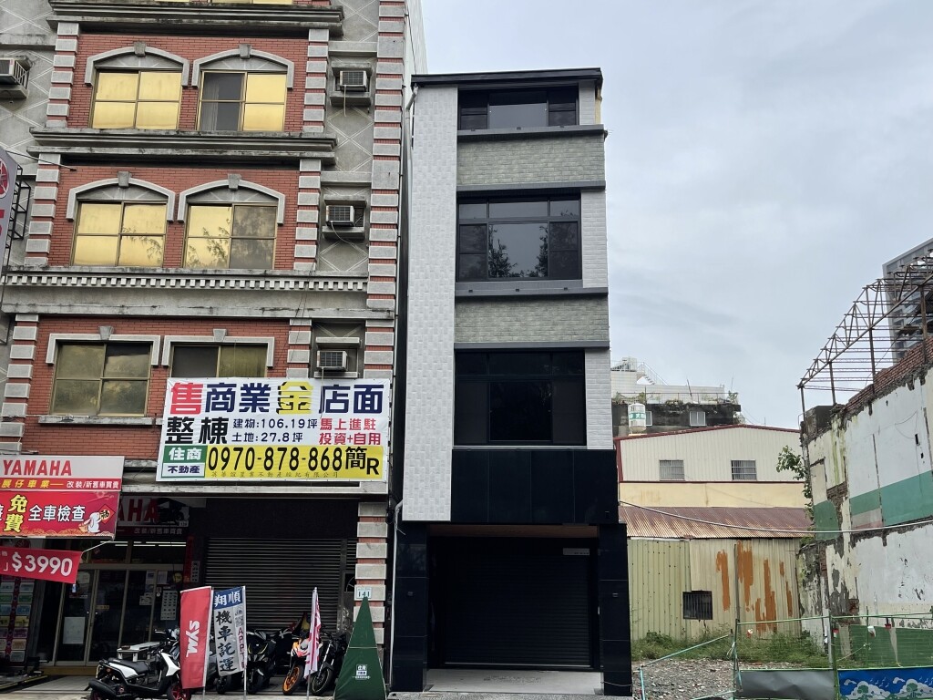 高雄市三民區自立一路雄中旁．翻新邊間黃金店住｜近三鳳中街x三塊厝火車站出租 樂屋網
