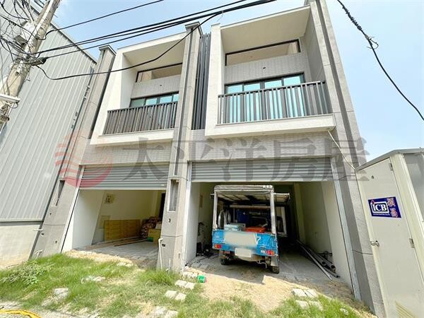 彰化縣彰化市南郭路一段透天厝★彰商新墅★ 房屋出售 樂屋網