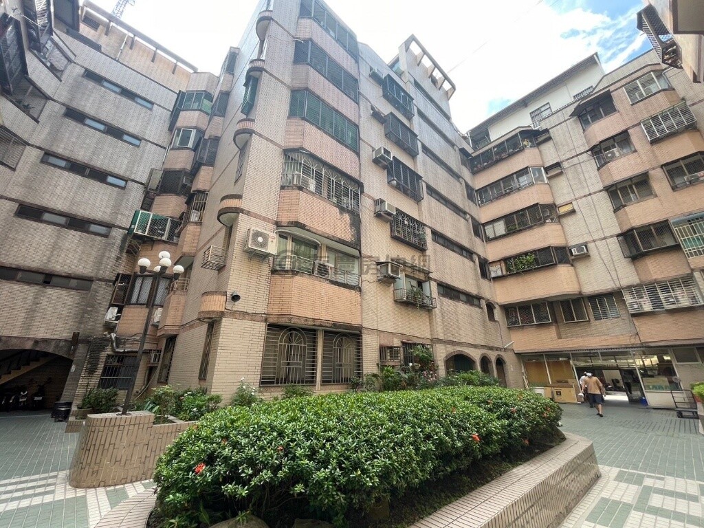 台中市太平區東村路華廈秒殺!太平超低總價凡爾賽兩房美廈b 房屋出售 樂屋網