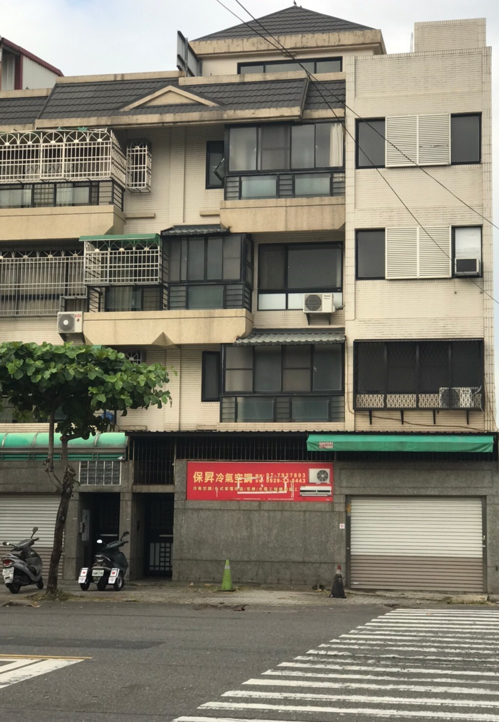 高雄市鳳山區保生路透天厝鳳頂商圈面臨路雙車電梯透天 房屋出售 樂屋網