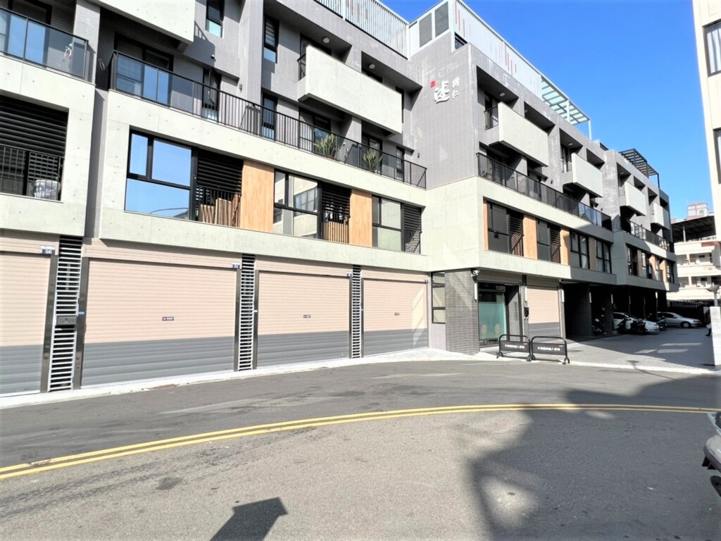 台中市霧峰區樹仁二街別墅霧峰 全新未住 透天別墅5套房 房屋出售 樂屋網