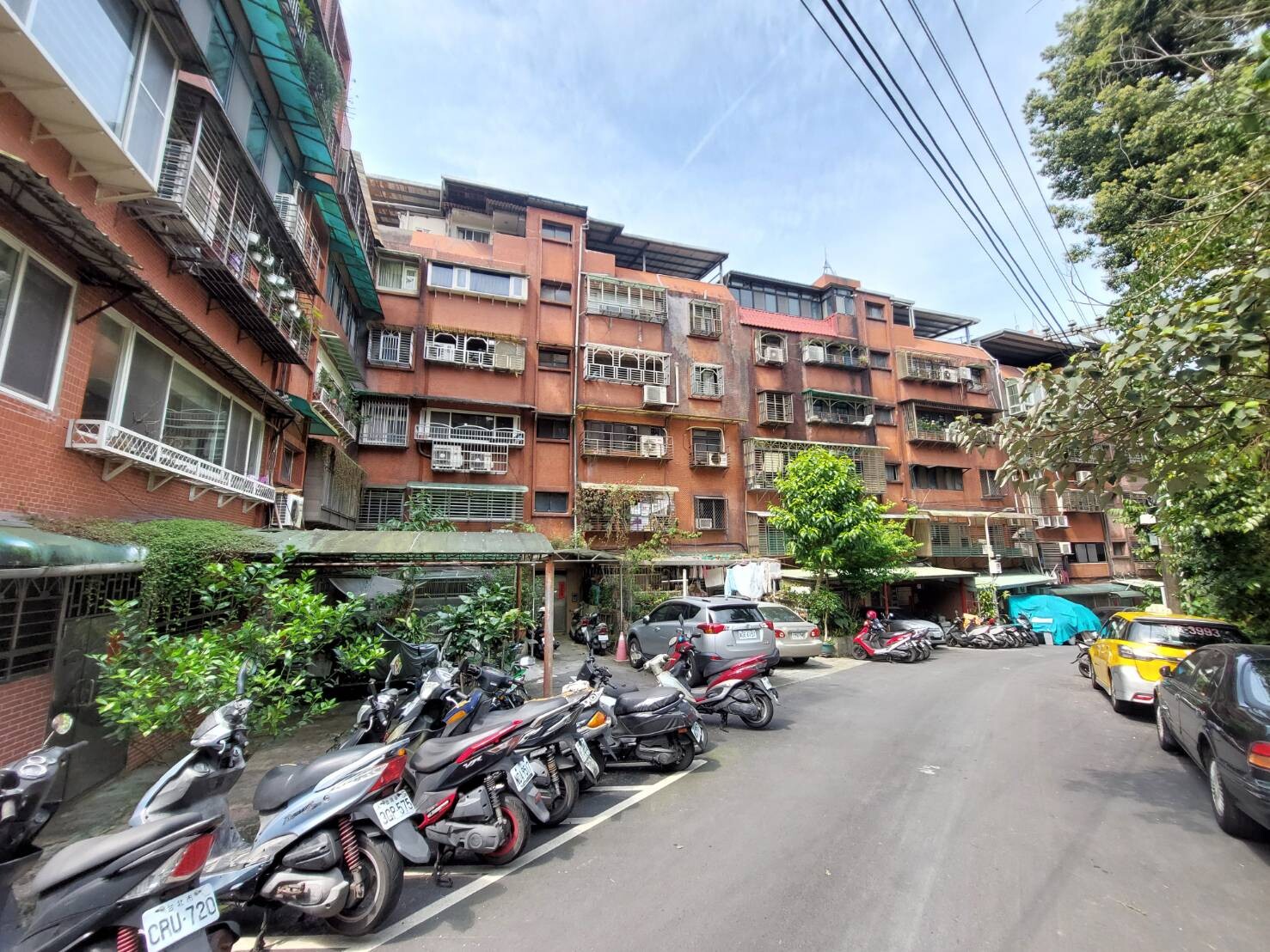 台北市南港區東新街公寓獨家~南港公園綠景二樓 房屋出售 樂屋網