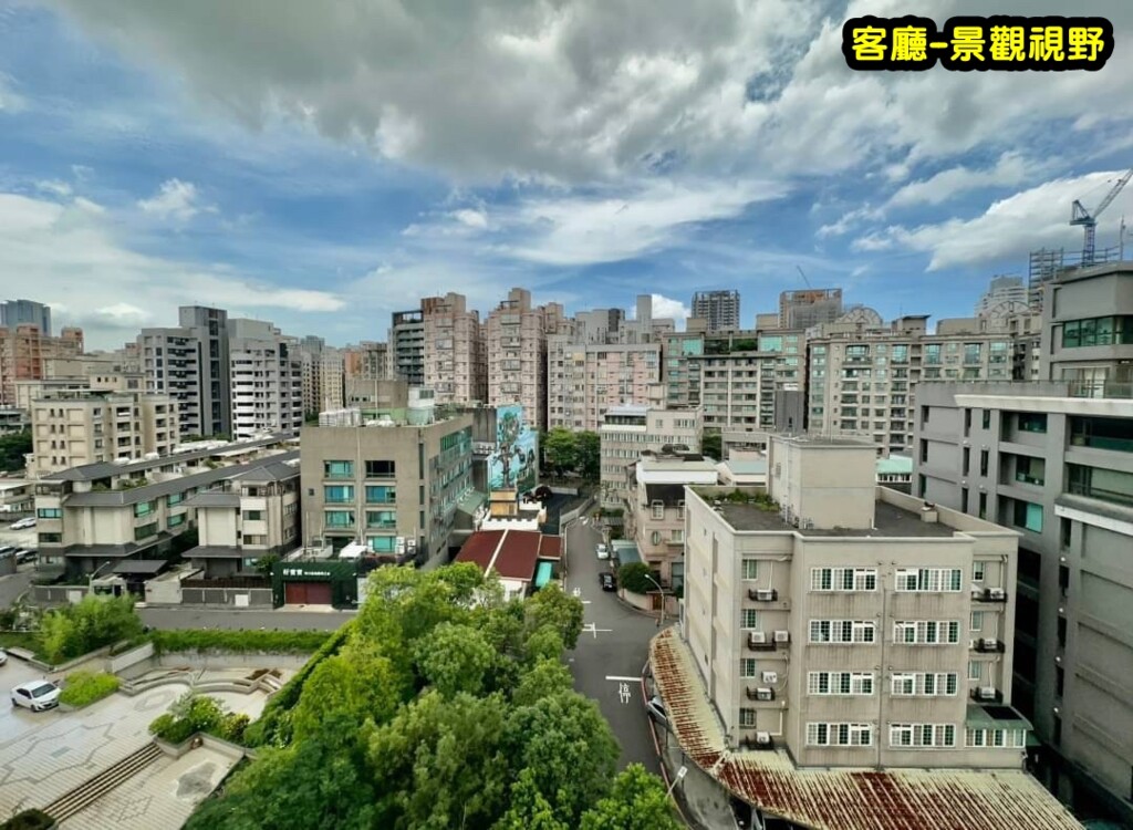長虹天薈新北市林口區文化一路一段電梯大廈專任|長虹天薈|三房雙車 房屋出售 樂屋網