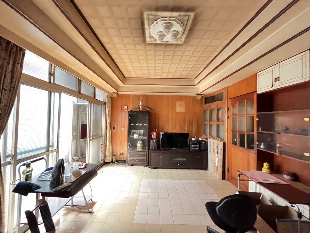 中信周歆凌獨賣♨️新埔裕民商圈3樓♨️方正前後陽台 新北市板橋區買房子、房屋出售 樂屋網