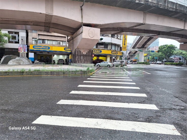 台北市信義區永吉路店面永吉路大路邊低總價店面 房屋出售 樂屋網
