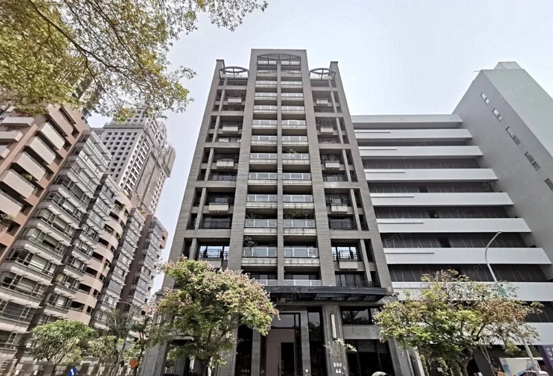 枕草子台中市南屯區豐偉路電梯大廈八期元鈞枕草子、次頂樓、豐樂公園文心秀泰旁 房屋出售 樂屋網
