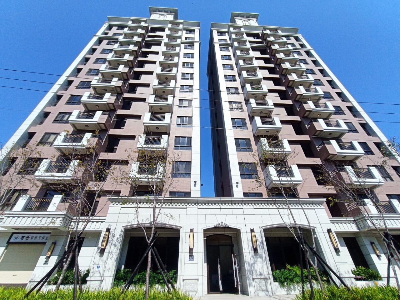 桃園市大溪區仁二街電梯大廈近仁善學區面公園樹梢露台戶三房車 房屋出售 樂屋網