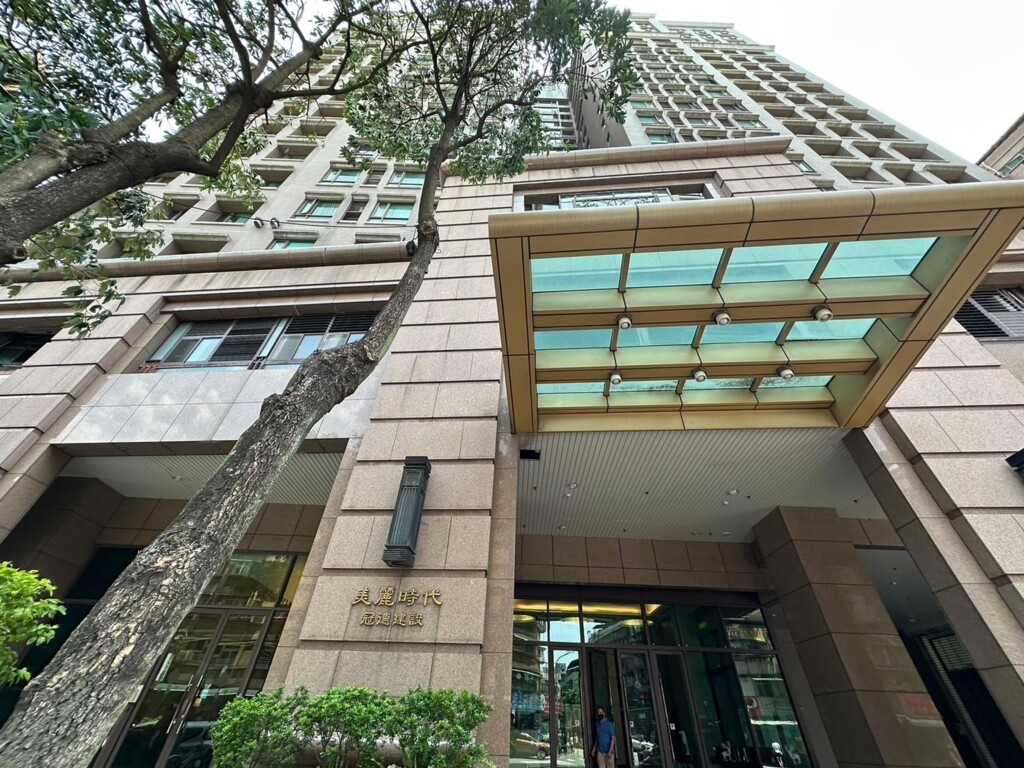 美麗時代新北市中和區福祥路電梯大廈★美麗時代面公園正21房★太平洋劉映琪 房屋出售 樂屋網