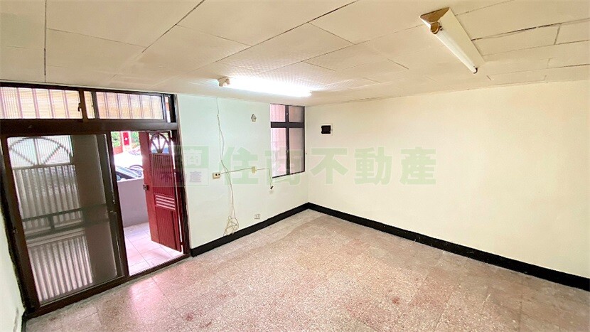 桃園市龜山區新嶺一街透天厝龜山新嶺一街低總價透天 房屋出售 樂屋網