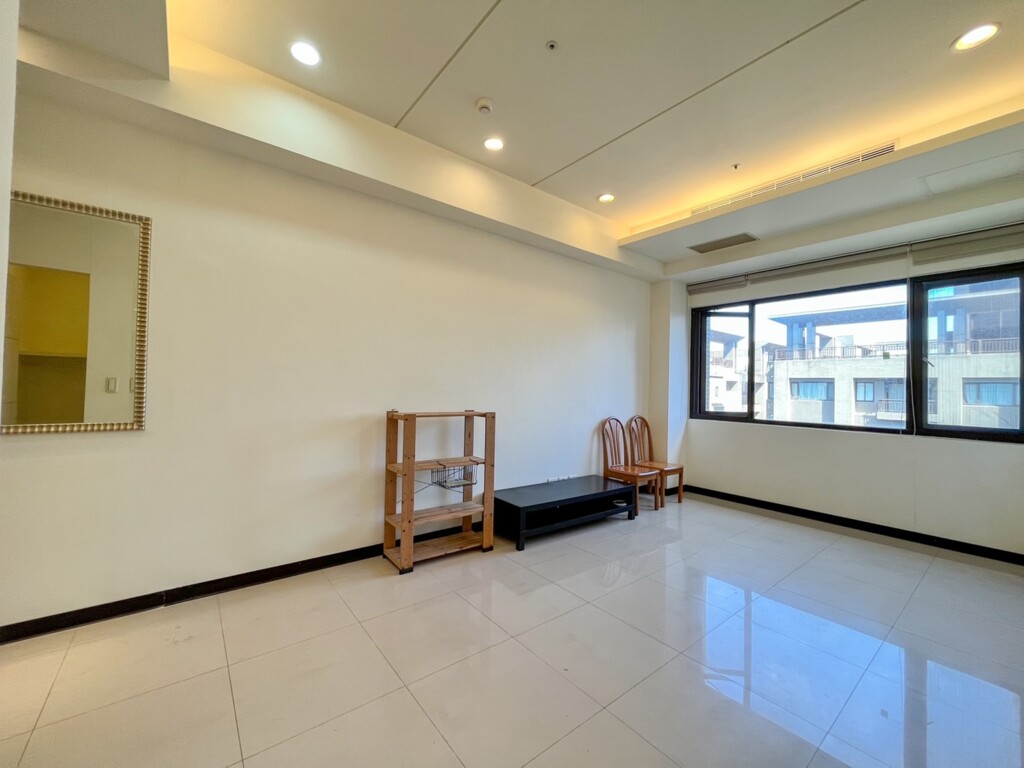 遠雄大學哈佛新北市樹林區學勤路電梯大廈北大遠雄大學哈佛高樓明亮2房買房找建宏 房屋出售 樂屋網