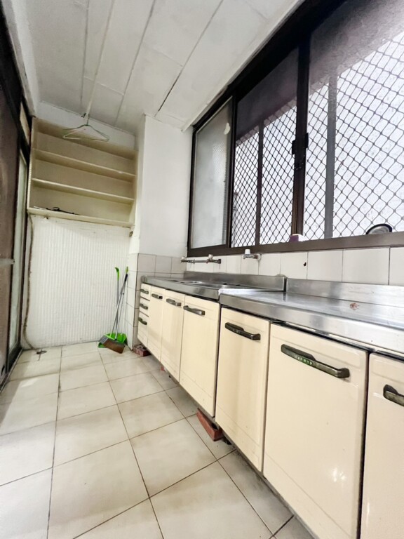 台中市西區居仁街電梯大廈台中女中居仁電梯三房 房屋出售 樂屋網